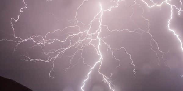 Le tonnerre a grondé la nuit dernière en Morbihan⚡ - Jaimeradio