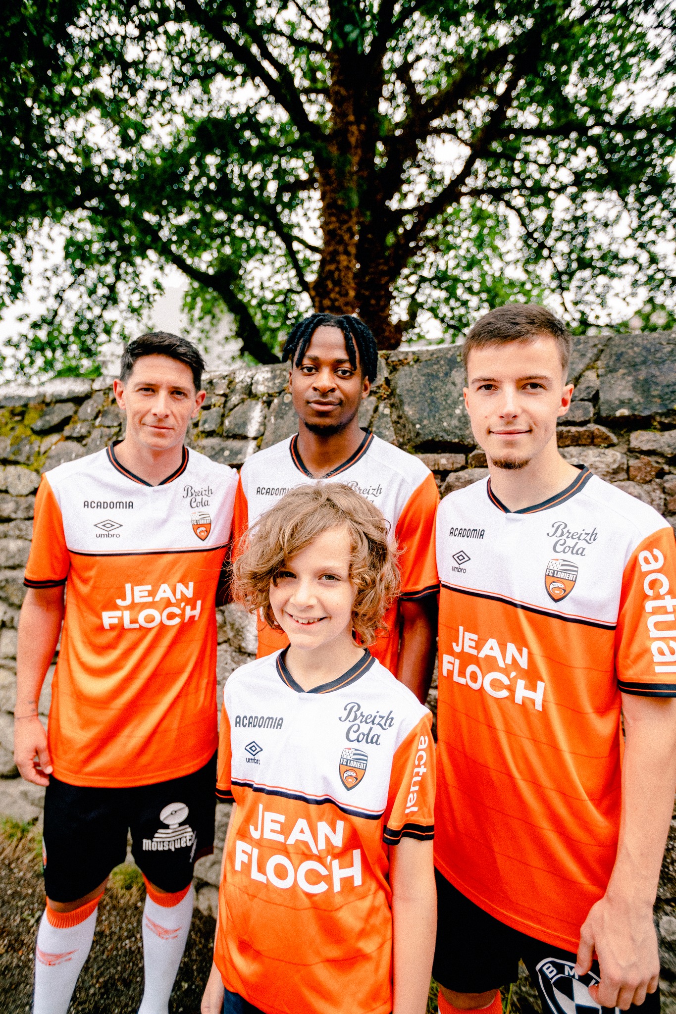 Le nouveau maillot du FC Lorient pour la saison 2023-2024 dévoilé ! - Jaimeradio